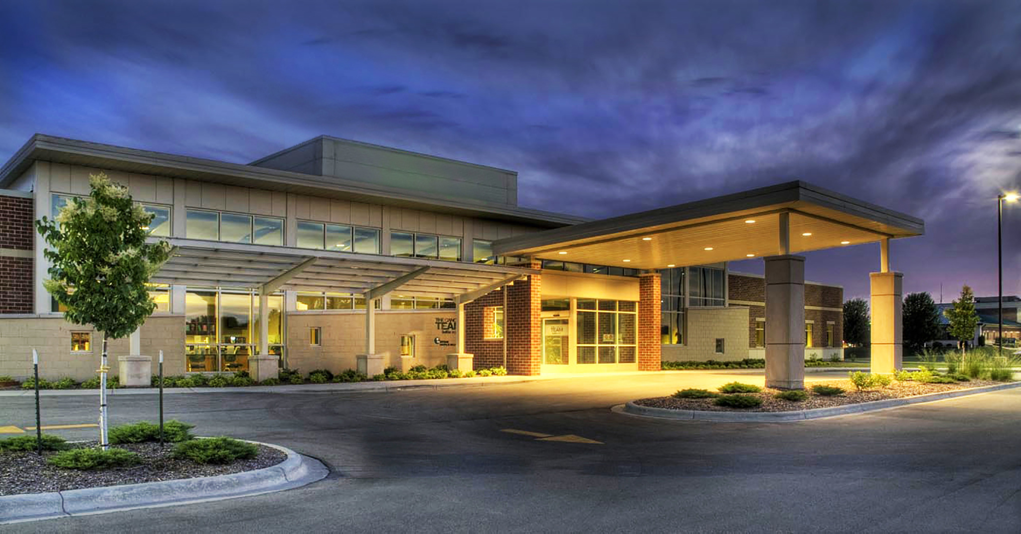 Outpatient Cancer Treatment Center - Somerville Architects and Engineers